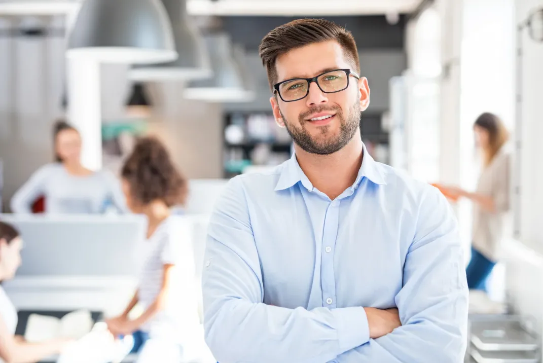 What Is a Franchisee? Definition and Meaning